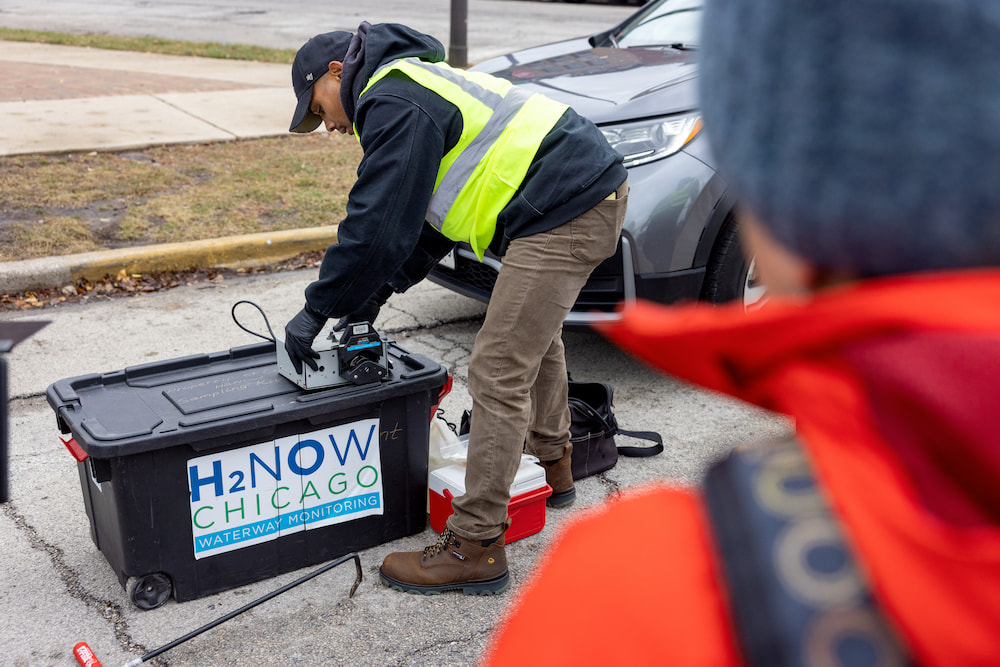 Abbott | The Virus Hunt | Sponsored Content | Discovery